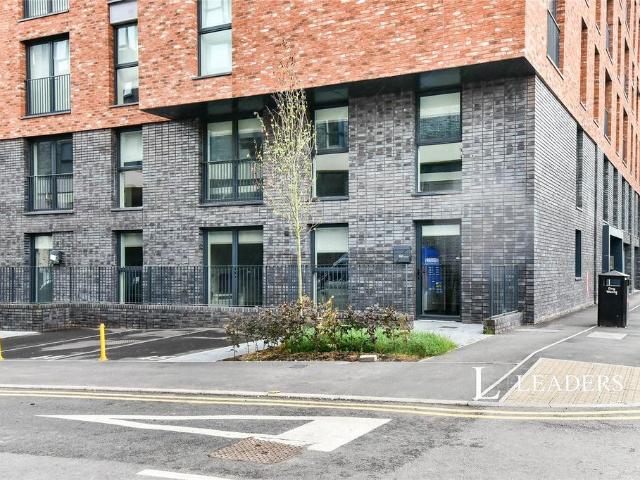 Dyer Street, Salford, Greater. 4 bed flat to rent £2,100 pcm £485 pw