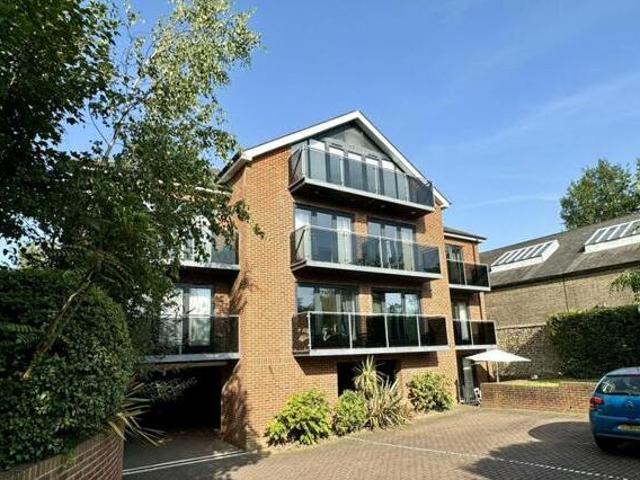 Dyke Road, Brighton, 2 Bedroom Apartment
