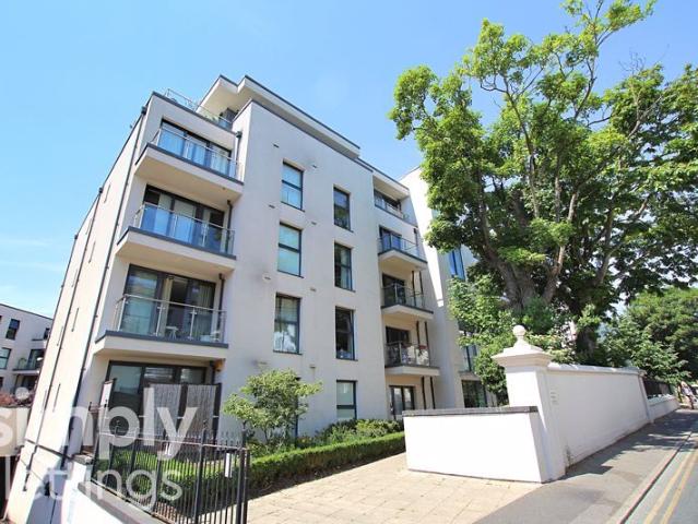 Dyke Road, Brighton BN1, 1 bed flat to rent, £1,350 pcm | PrimeLocation