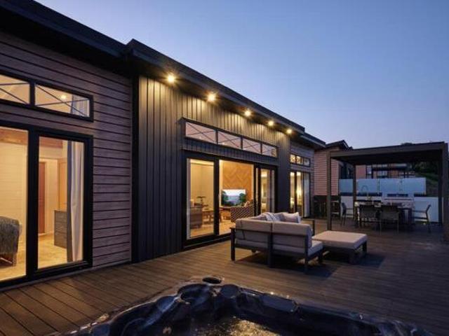Dylan Coastal Resort, Laugharne, 3 Bedroom Lodge