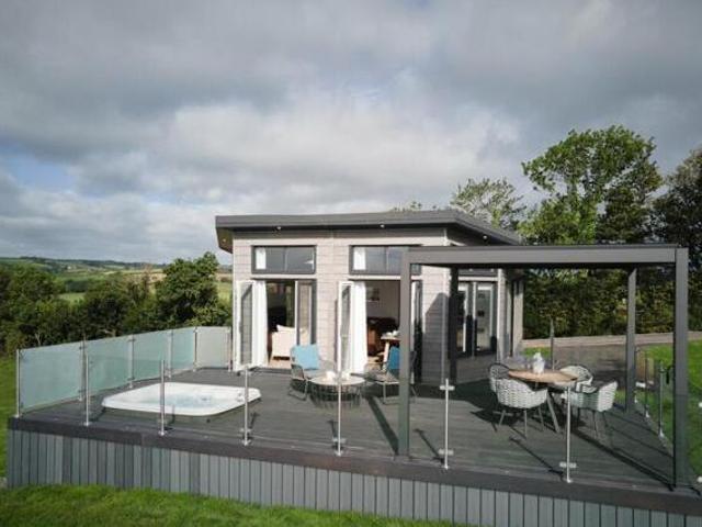 Dylan Coastal Resort, Laugharne, 3 Bedroom Lodge