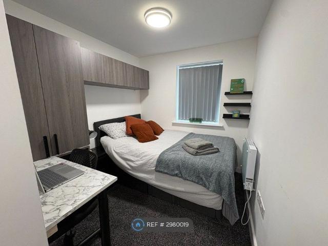 Dyson Hall, Liverpool L7, Room to rent, £585 pcm | PrimeLocation