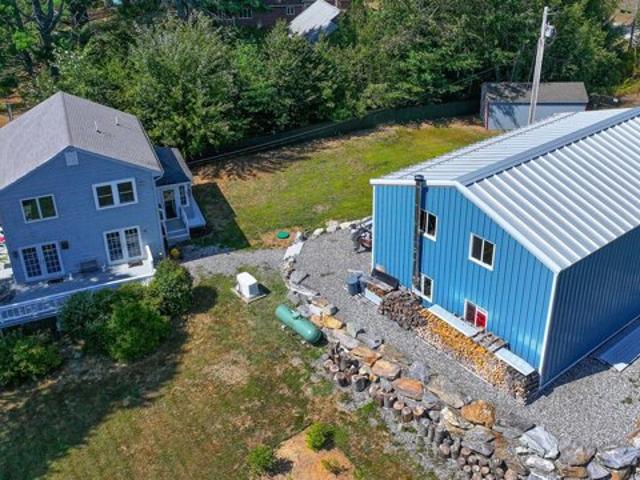 Dyvonne Ter, Bridgton, Home For Sale