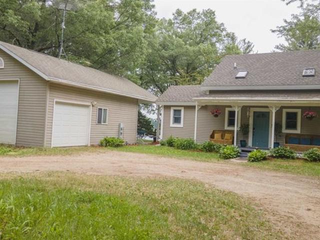 E1829 Hoffman Ln, Iola, WI 54945