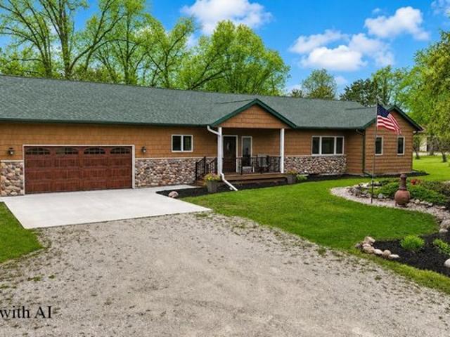 E1829 Rural Rd, Waupaca, WI 54981