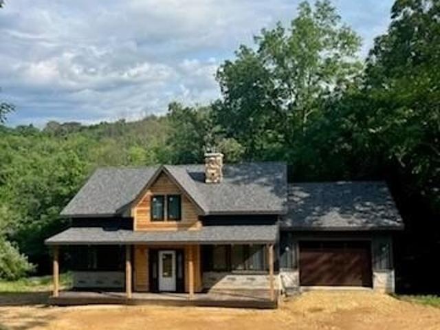 E2053 Fawn Ct, La Valle, WI 53941