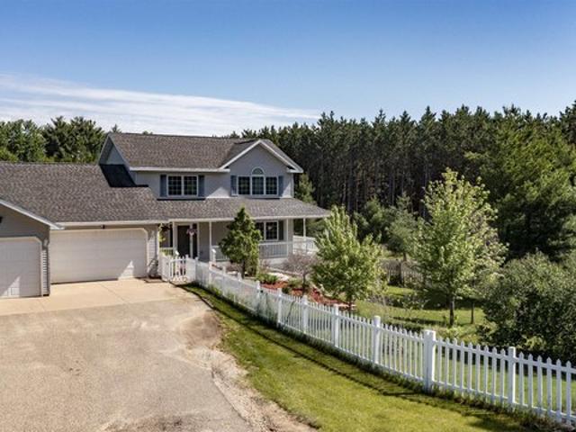 E2474 E Old Mill Run, Waupaca, WI 54981