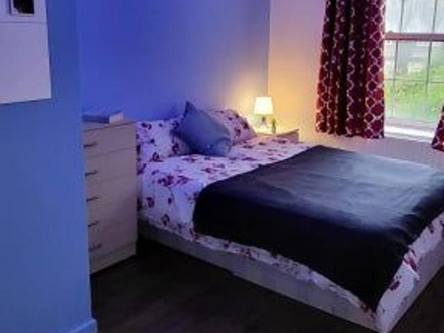 E2, Room to rent, £817 pcm | PrimeLocation