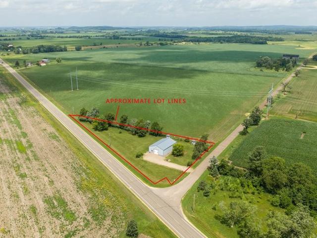 E8299 th Ave, Elk Mound, WI 54739