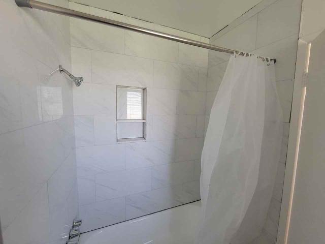 e917 Studio Apartment for Rent at 917 Edgewood St, Inglewood, CA 90302 North Inglewood