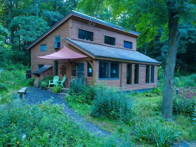 E9393 1 th Ave, Colfax, WI 54730