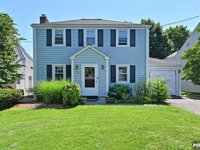 E Magnolia Ave, Maywood, Home For Sale