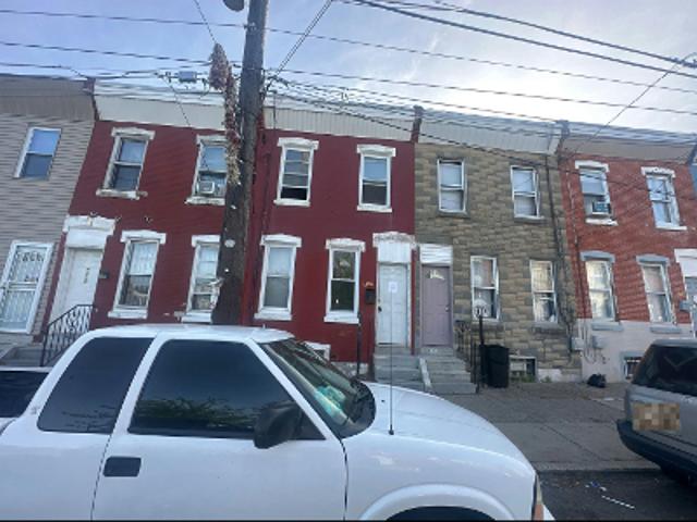 E Madison St