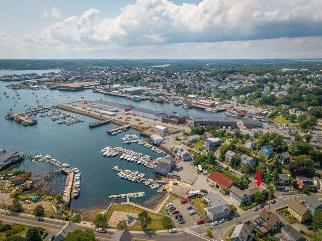 E Main St Apt,gloucester, Condo For Sale