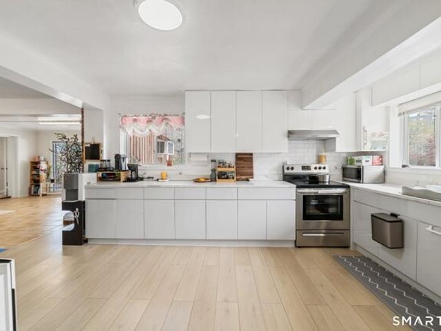 E Main St, Bridgeport, Home For Sale