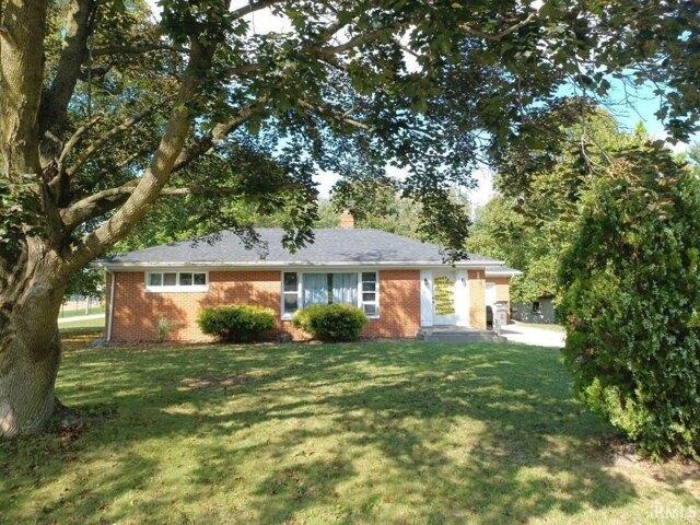 E Main St, Millersburg, Home For Sale