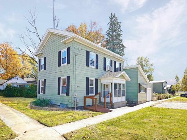 E Main St, Silver Lake, Home For Sale