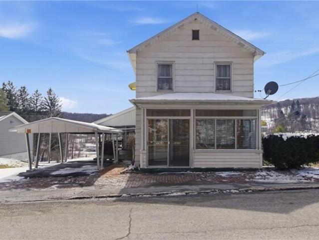 E Main St, Reynoldsville, Home For Sale