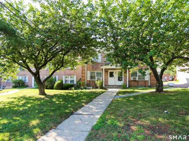 E Main St Unit D, Stamford, Home For Sale