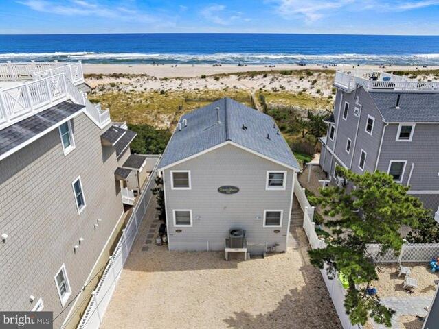 E Maryland Ave, Long Beach Township, Home For Sale