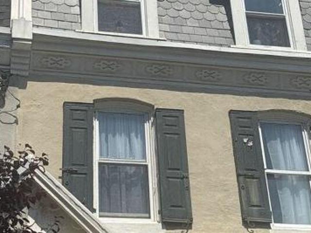 E Meehan Ave