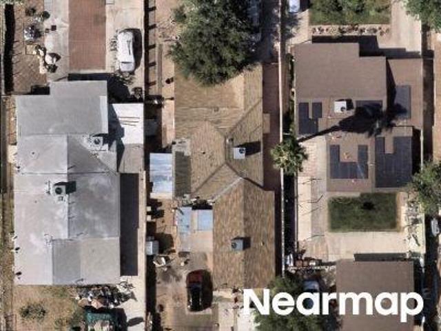 E Mesquite Ave