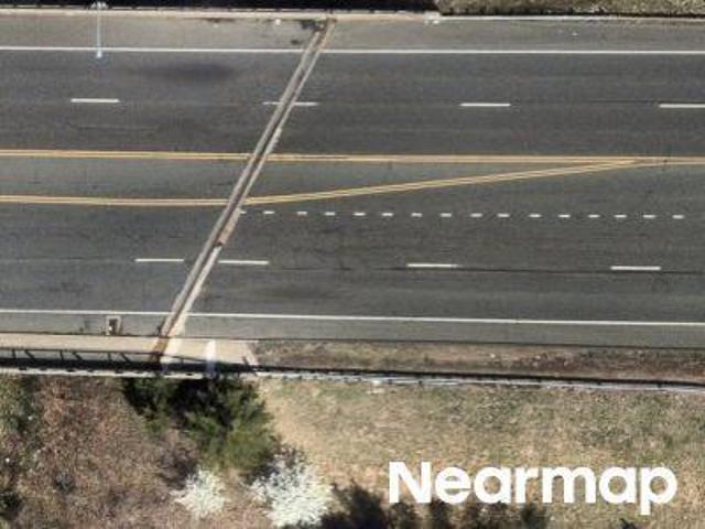 E Middle Turnpike 946
