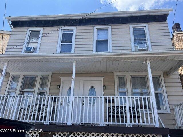 E Mine St, Hazleton, Home For Sale