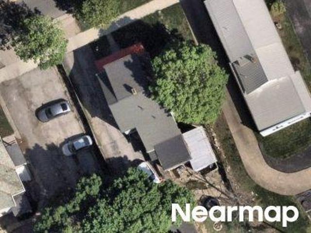 E Monroe St