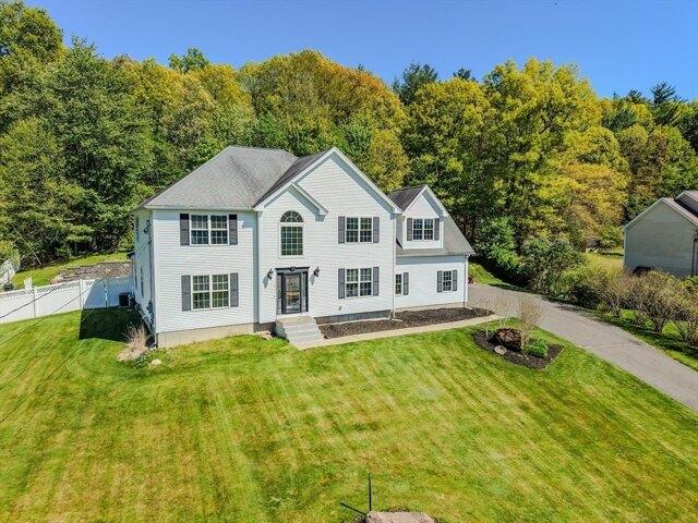 E Mountain Rd, Westfield, Home For Sale