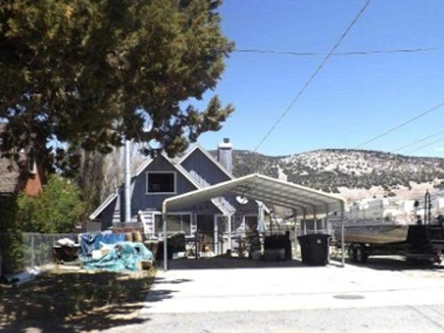 E Mountain View Blvd