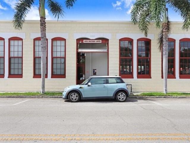 E Nd Ave Unit,tampa, Condo For Sale