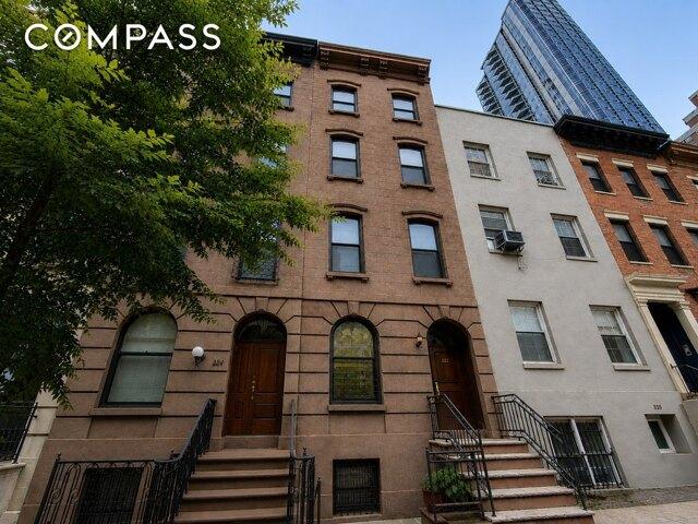 E Nd St, Manhattan, Home For Sale