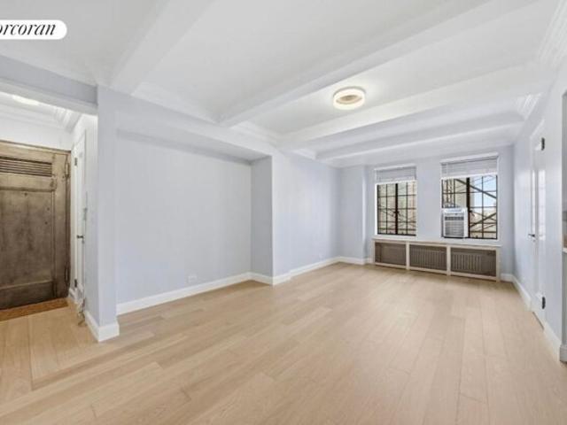 E Nd St Apt,new York, Property For Sale