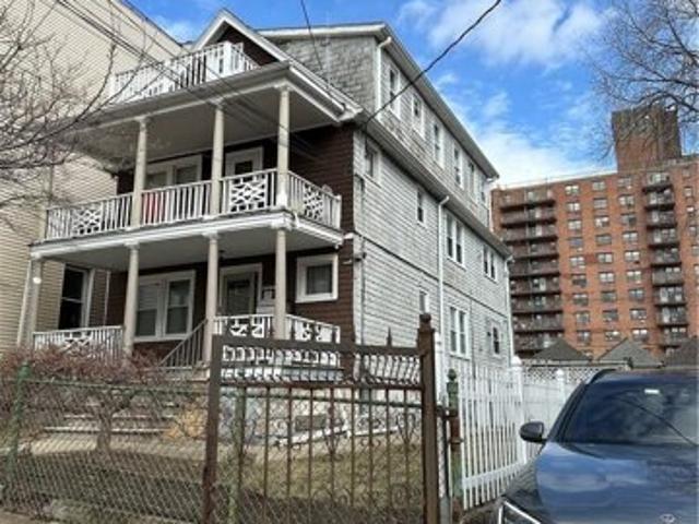 E Nd St, Bronx, Home For Sale