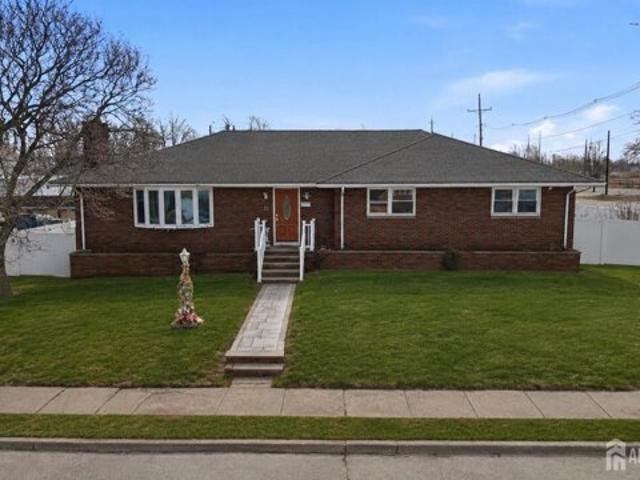 E Nd St, Port Reading, Home For Sale
