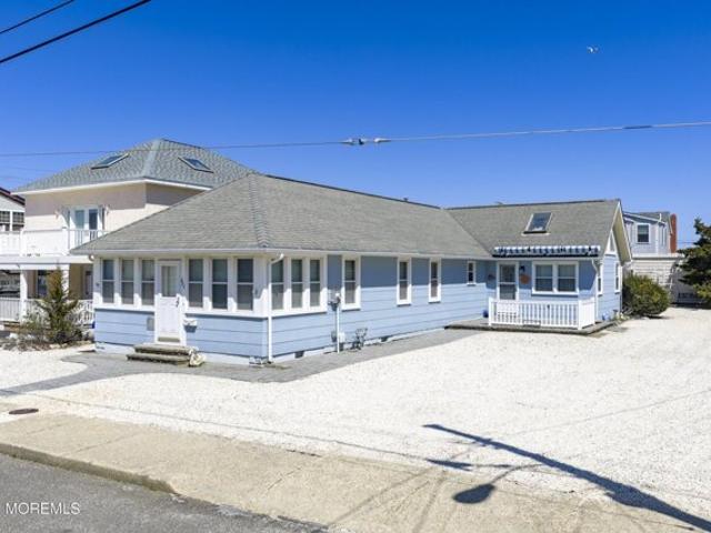 E Nd St, Ship Bottom, Home For Sale