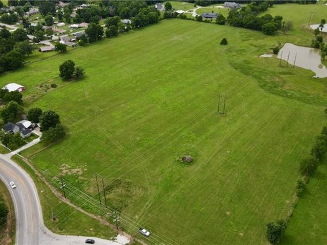 E New Hope Rd, Rogers, AR 72758