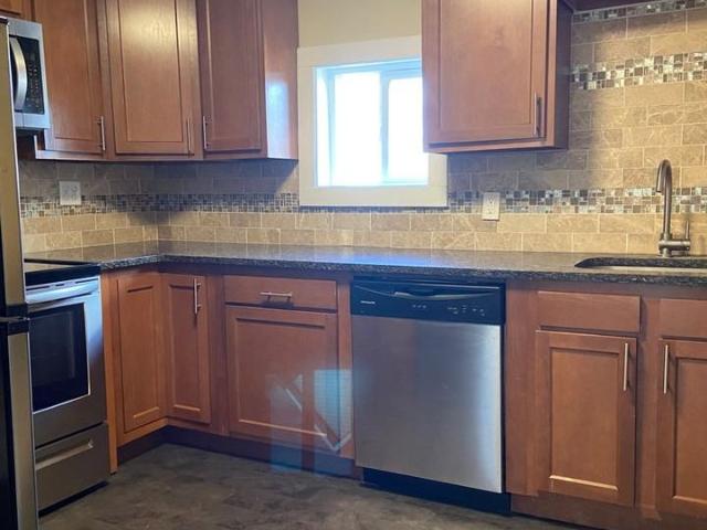 E North St 223 1 Bedroom Apartment for Rent at 223 E North St, Kalamazoo, MI 49007 Northside