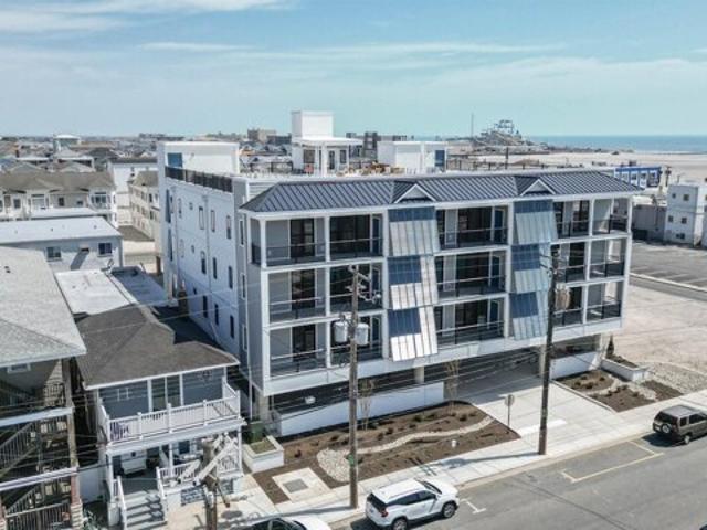 E Oak Ave Unit,wildwood, Condo For Sale