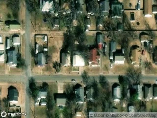 E Oak St