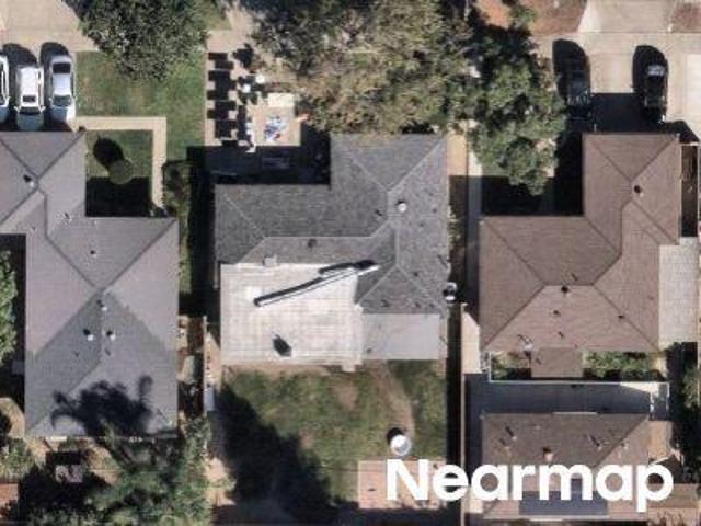 E Oakmont Ave