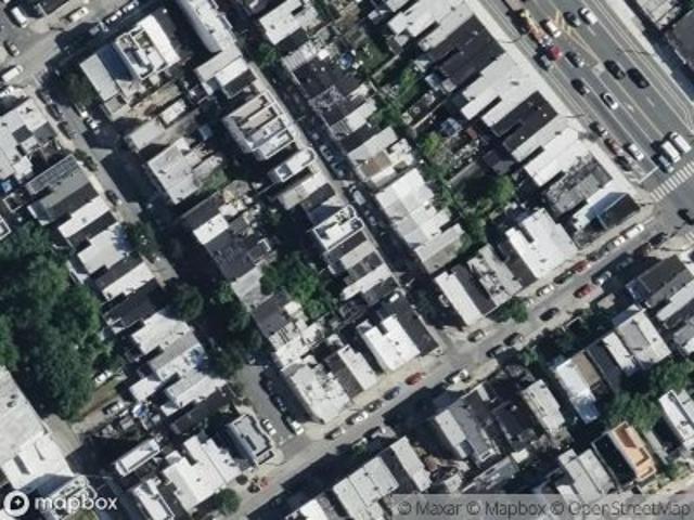 E Oakdale St