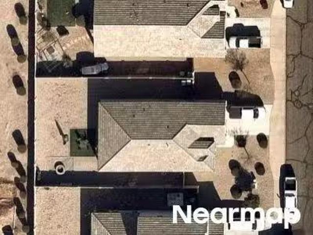 E Ocotillo Dr