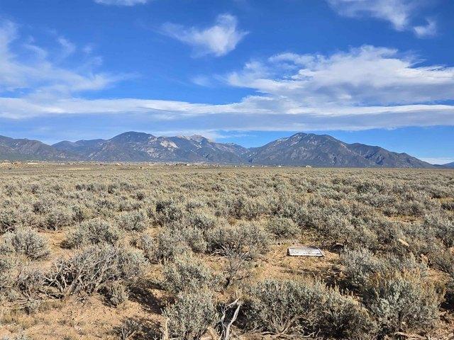 E Of Quino Rd A10 Trl Parcel 1, El Prado, NM