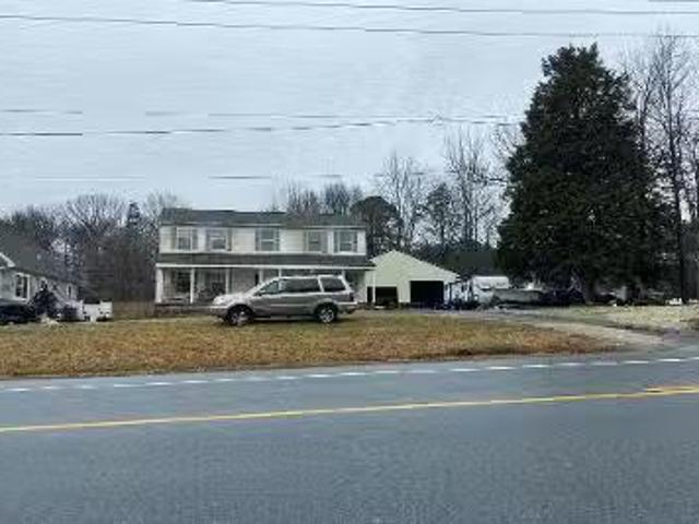 E Old Philadelphia Rd