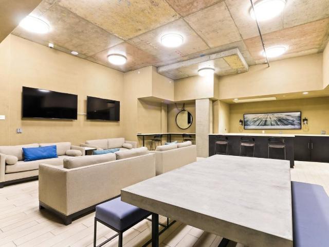 E On Grand Studio Apartment for Rent at 1249 S Grand Ave, Los Angeles, CA 90015 Downtown Los Angeles