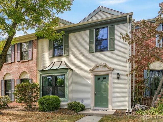 E Oneill Ct, Lawrence, Home For Sale