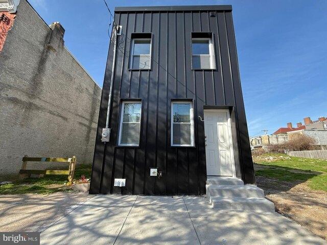 E Auburn St, Philadelphia, Home For Sale