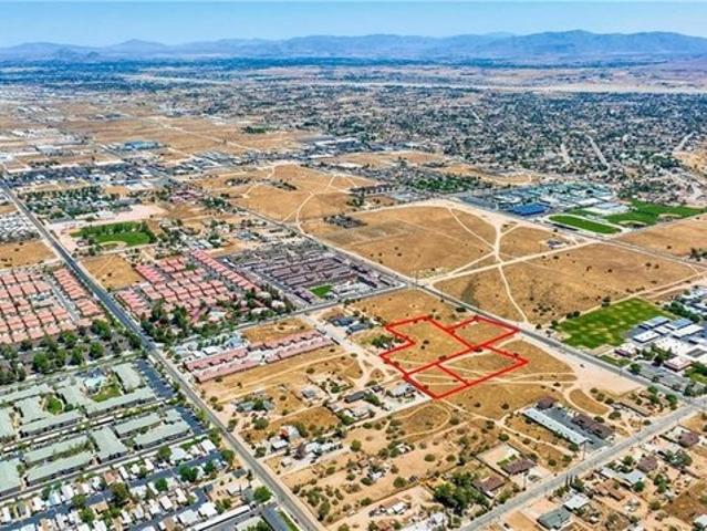 E Ave, Hesperia, CA 92345